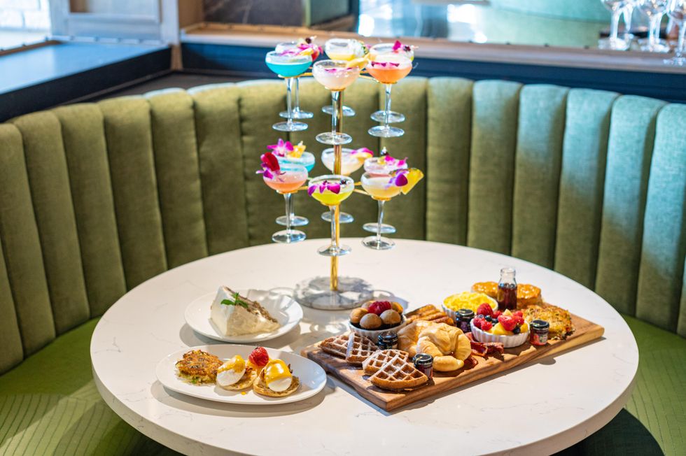 Very Merry Island - Houston CityBook